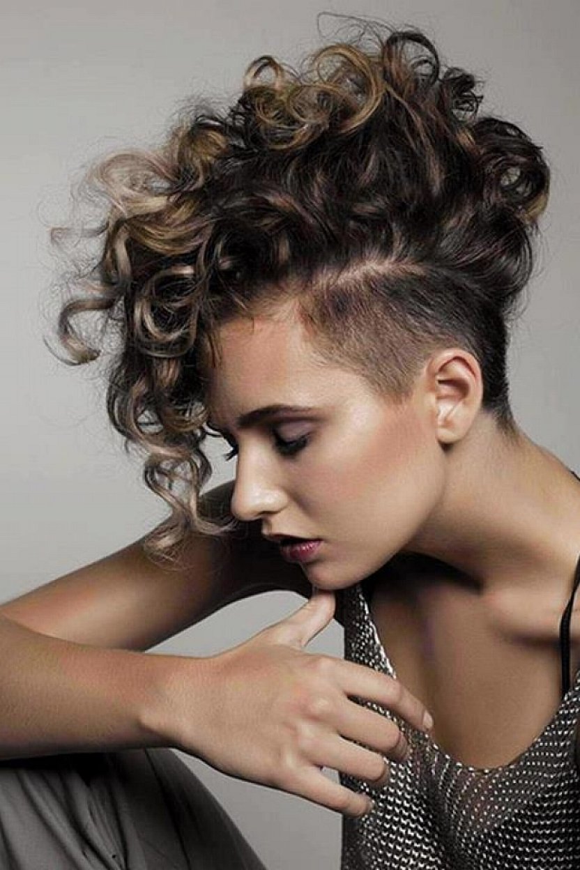 Top 19 Stylish Mohawk Hairstyles for versatile looks – HairStyles for Women