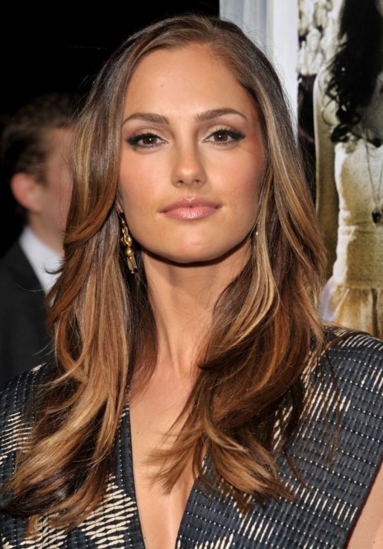 11 Long Choppy Hairstyles With Bangs Match With All Facial Shapes